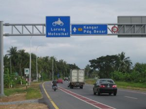 Motorcycle Lanes – Road Safety Toolkit